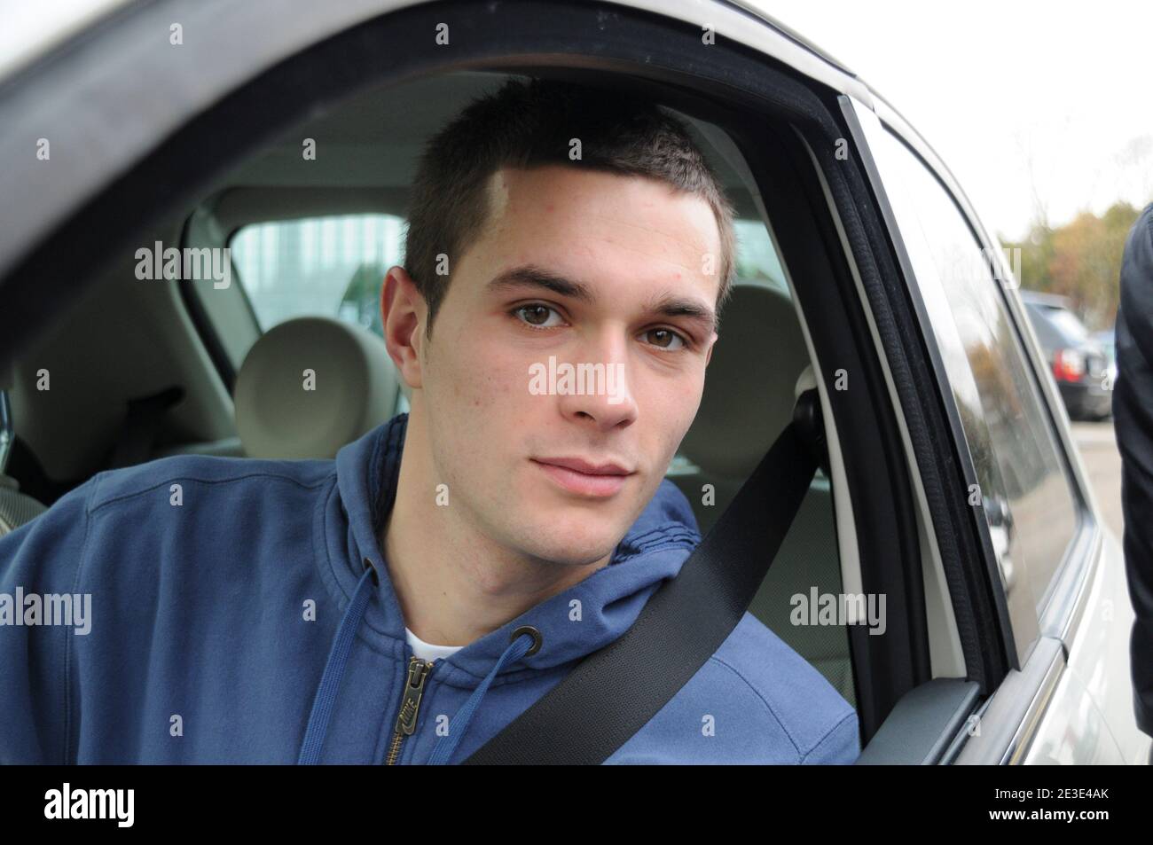 Conduire des voitures hi-res stock photography and images - Alamy