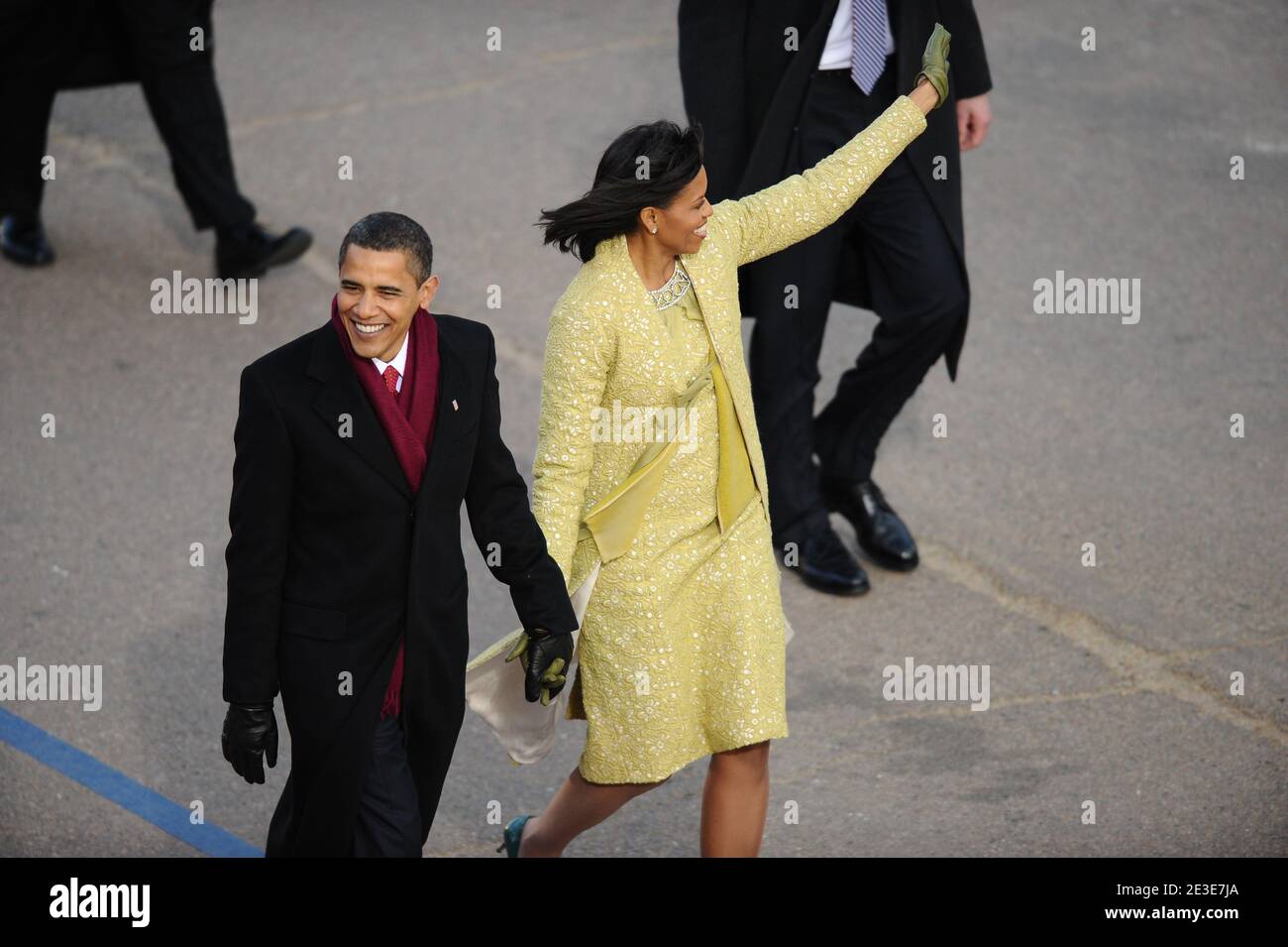 US President Barack Obama and First Lady Michelle Obama walk the ...