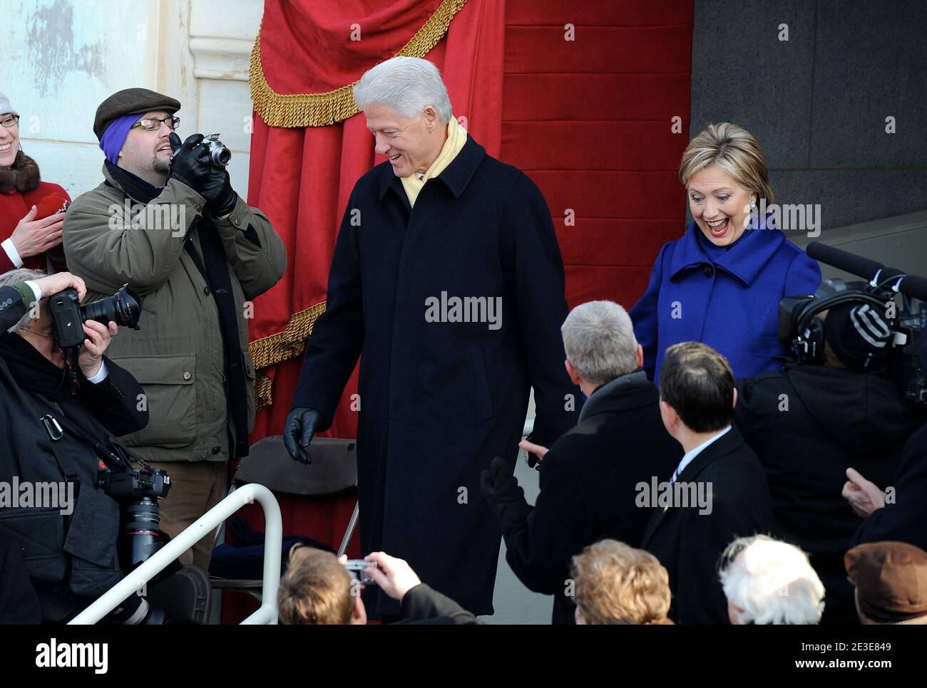 Former President Bill Clinton and wife Hillary Clinton arrive for ...