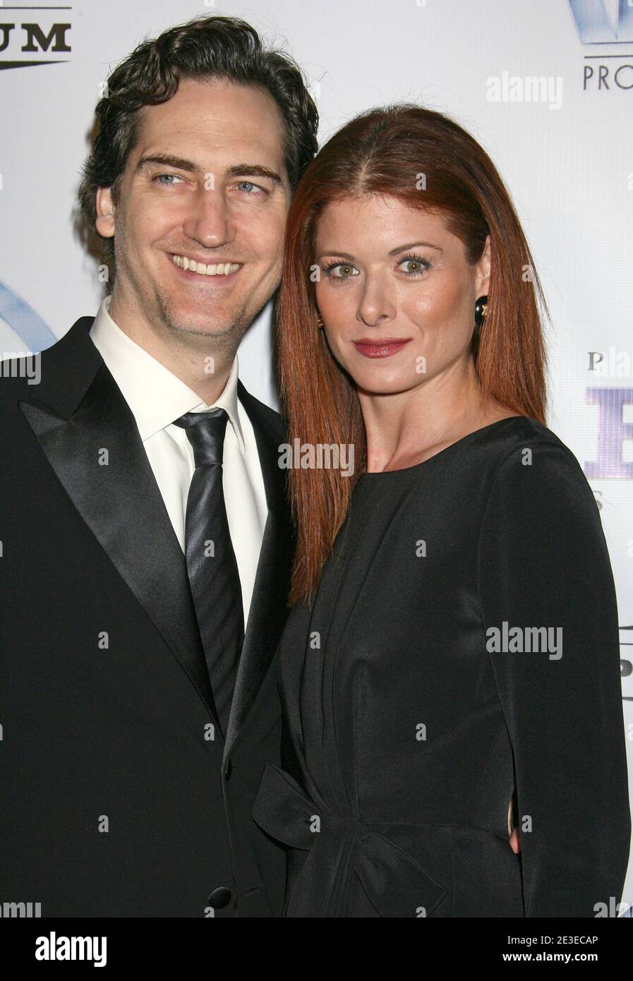 Debra messing husband daniel zelman hi-res stock photography and images ...