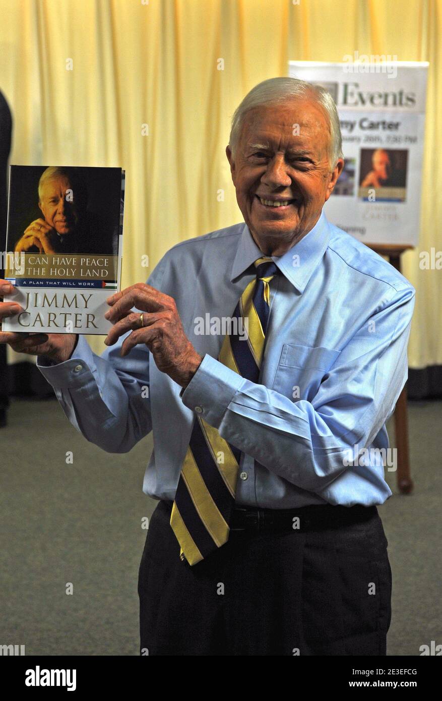 Former US President Jimmy Carter attends a book signing for 'We Can ...