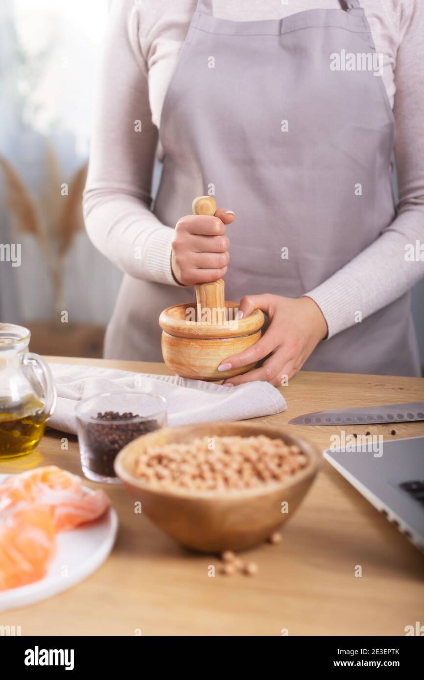 Online culinary class hi-res stock photography and images - Alamy