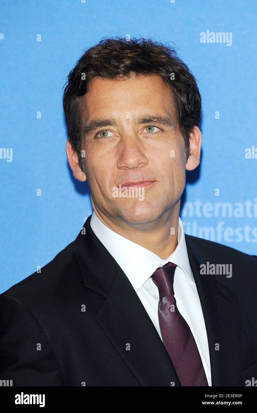Actor Clive Owen attends the photocall for 'The International' as part ...