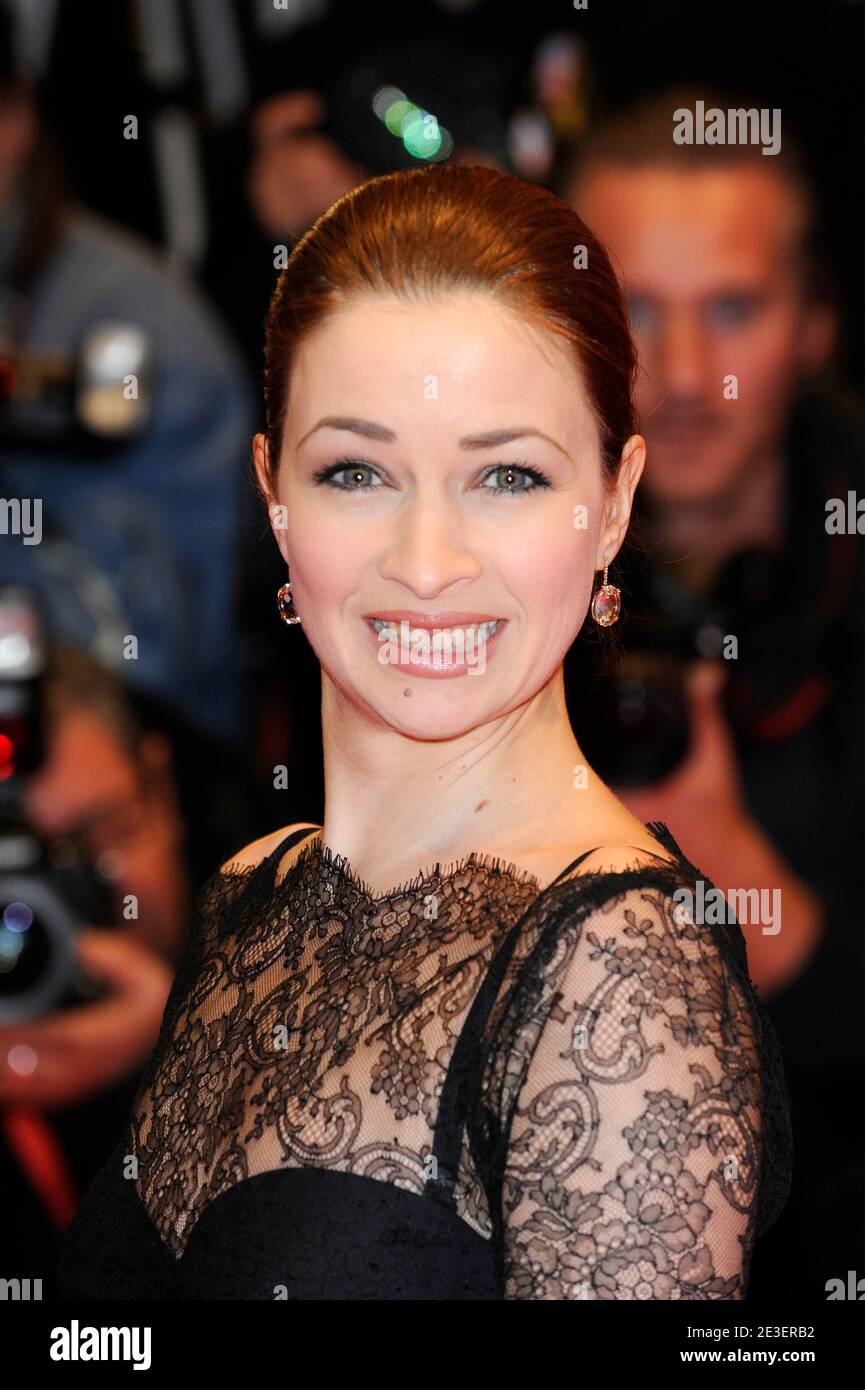Actress Loretta Stern arriving at the premiere of 'The International ...