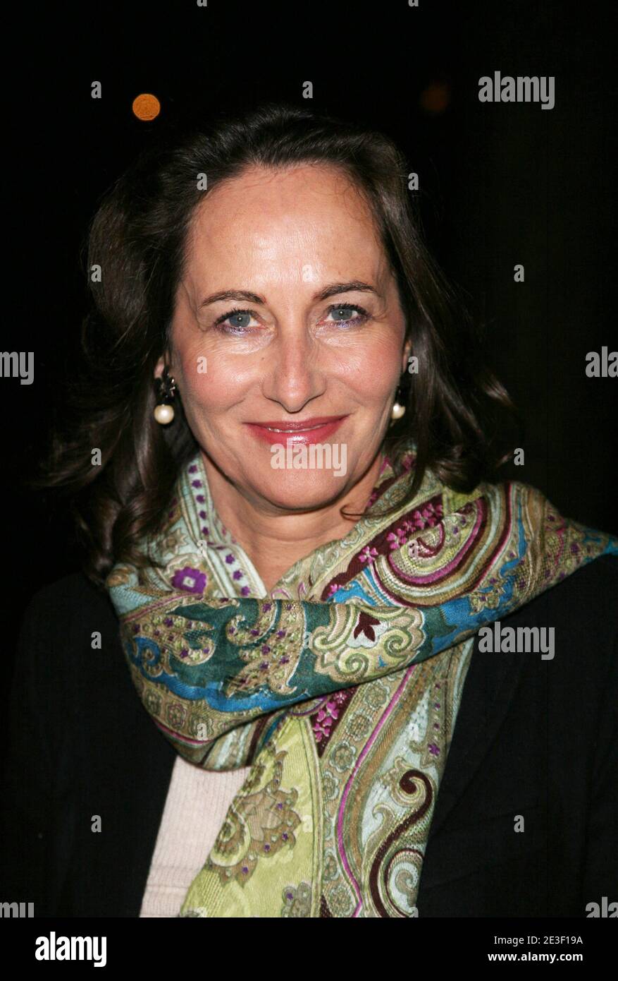 Segolene Royal arrives at the premiere of Line Renaud's play 'Tres ...