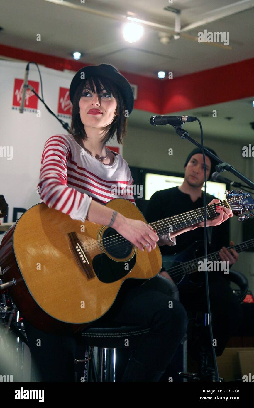 Superbus france hi-res stock photography and images - Alamy