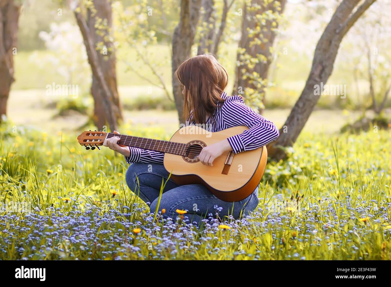 Girl Playing Guitar Photography