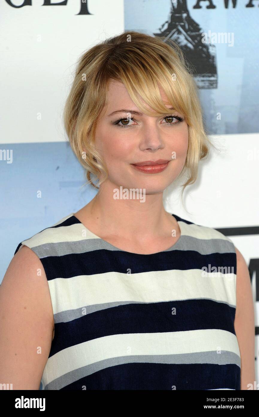 Michelle Williams attends the 2009 Film Independent's Spirit Awards ...