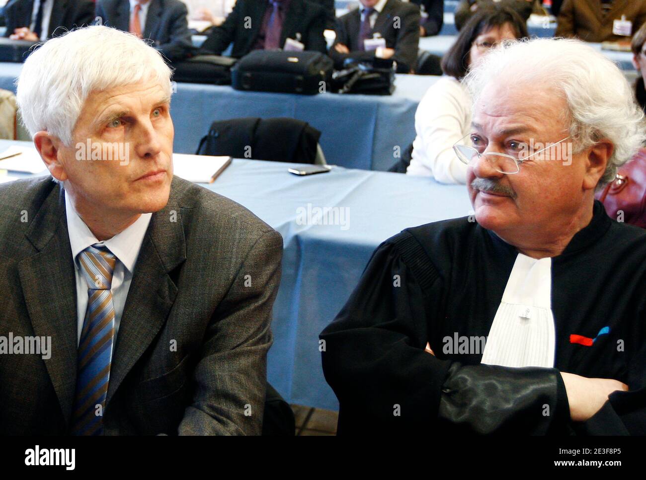 Face injury in blast hi-res stock photography and images - Alamy