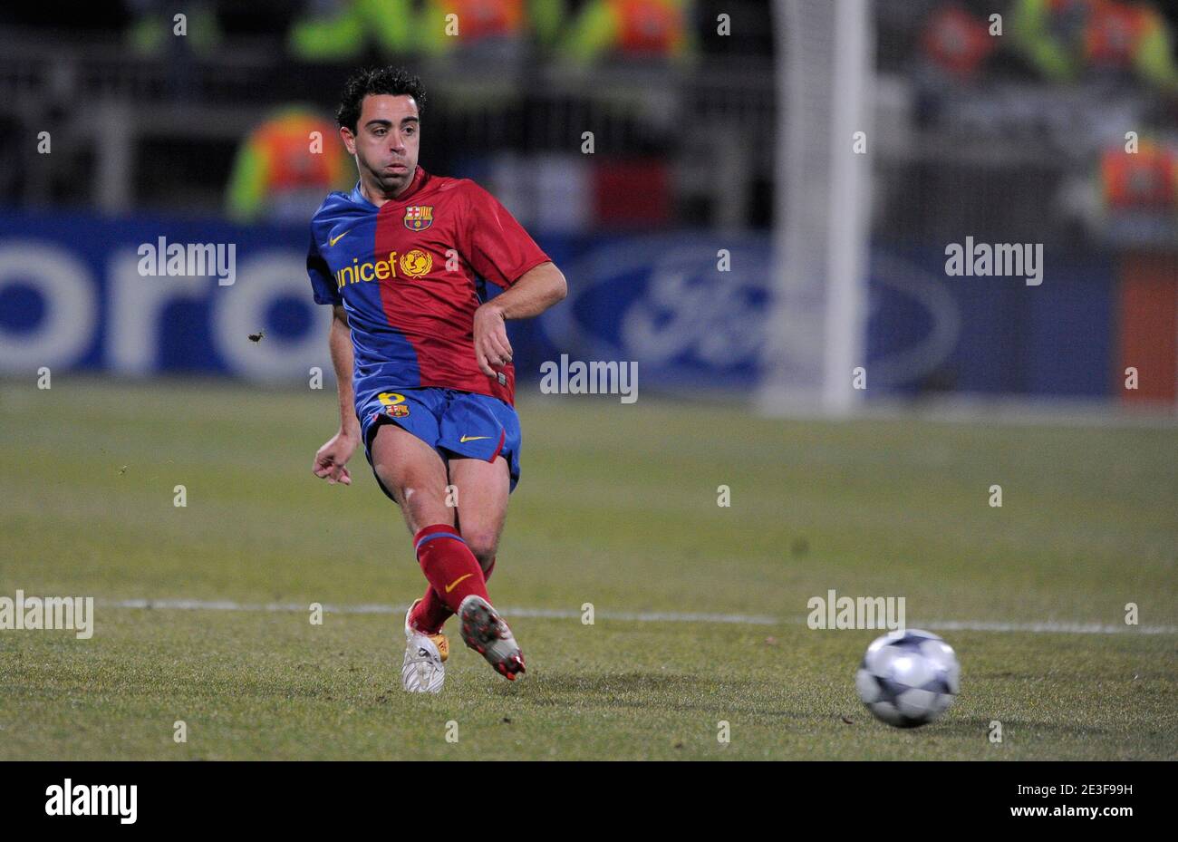 Barcelona's Xavi during the UEFA Champions League - First Knockout ...