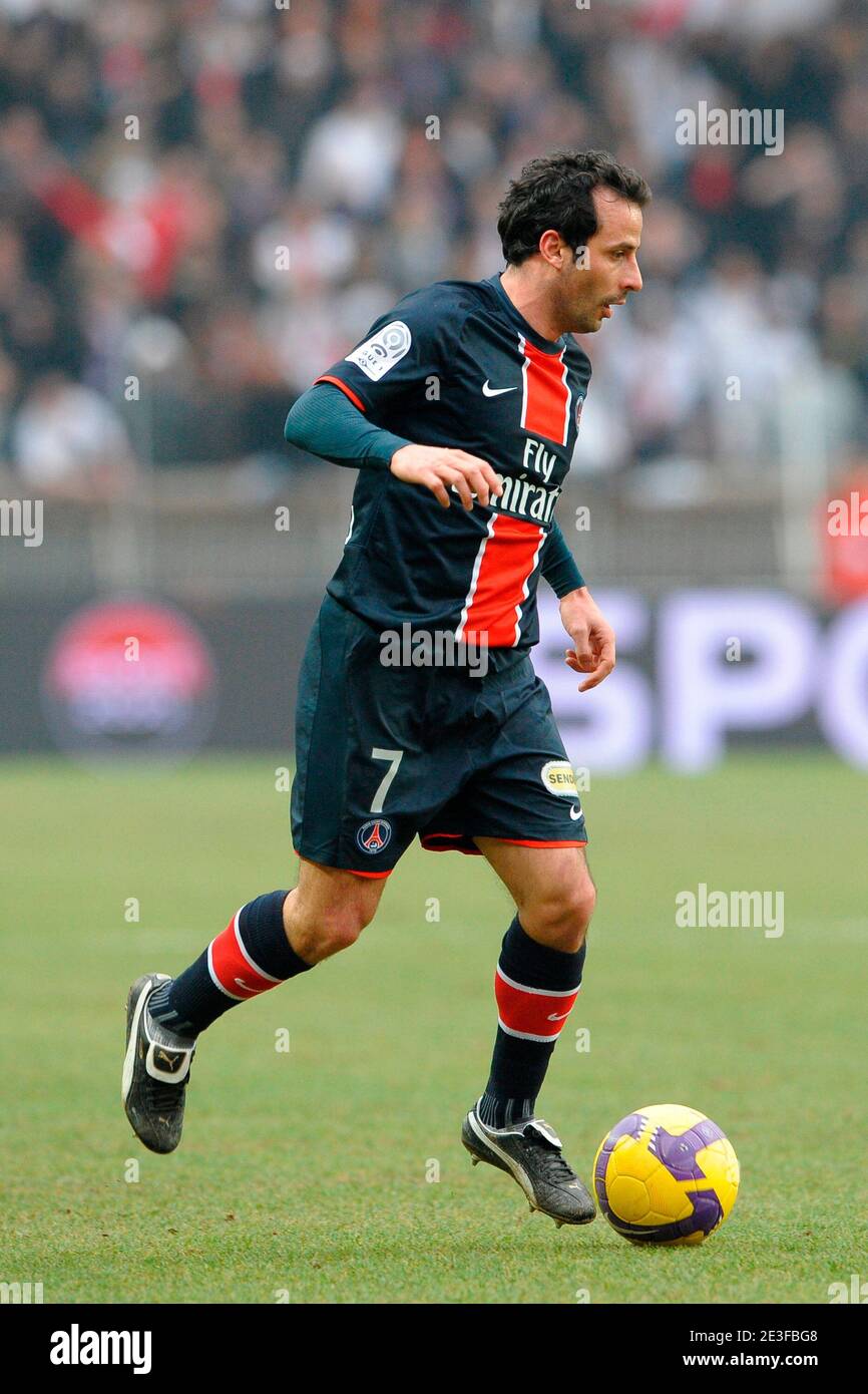 Ludovic Giuly during the French First League soccer match, Paris Saint ...
