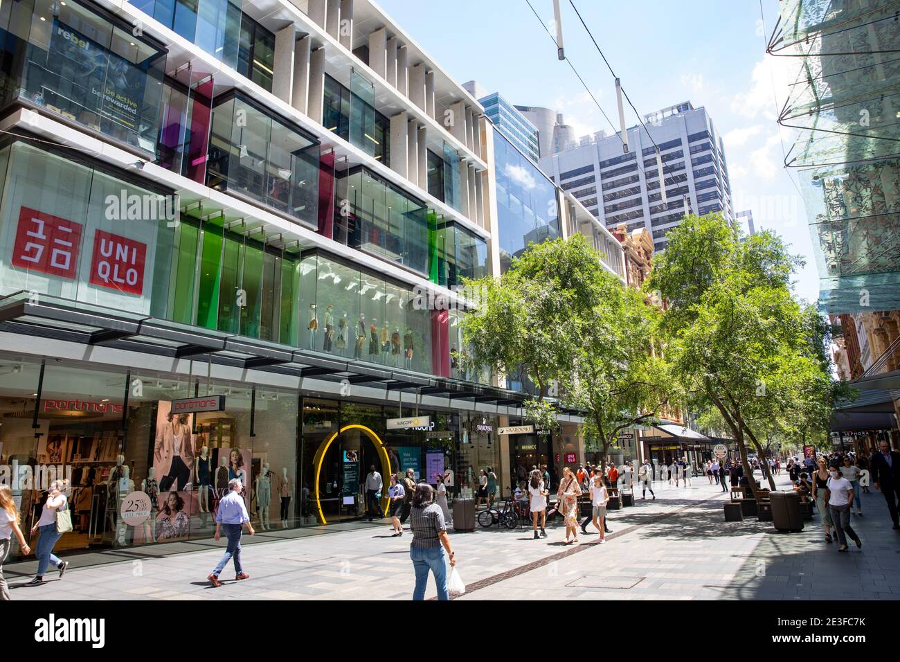 Pedestrianised area hi-res stock photography and images - Alamy