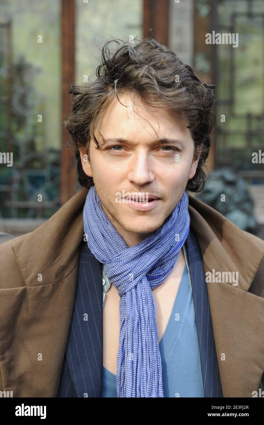 Théâtre de la mode hi-res stock photography and images - Alamy