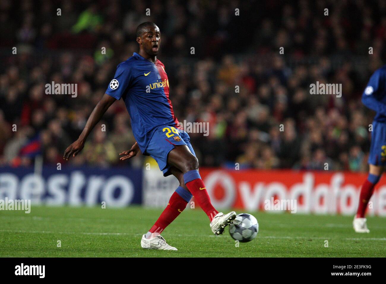 Yaya toure fc barcelona nou hi-res stock photography and images - Alamy