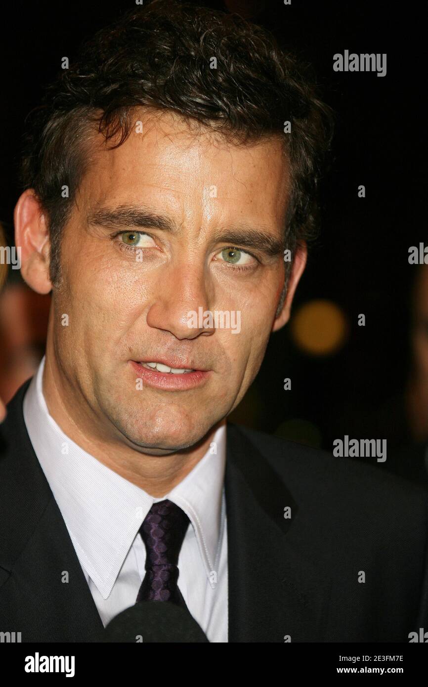 Duplicity clive owen hi-res stock photography and images - Alamy
