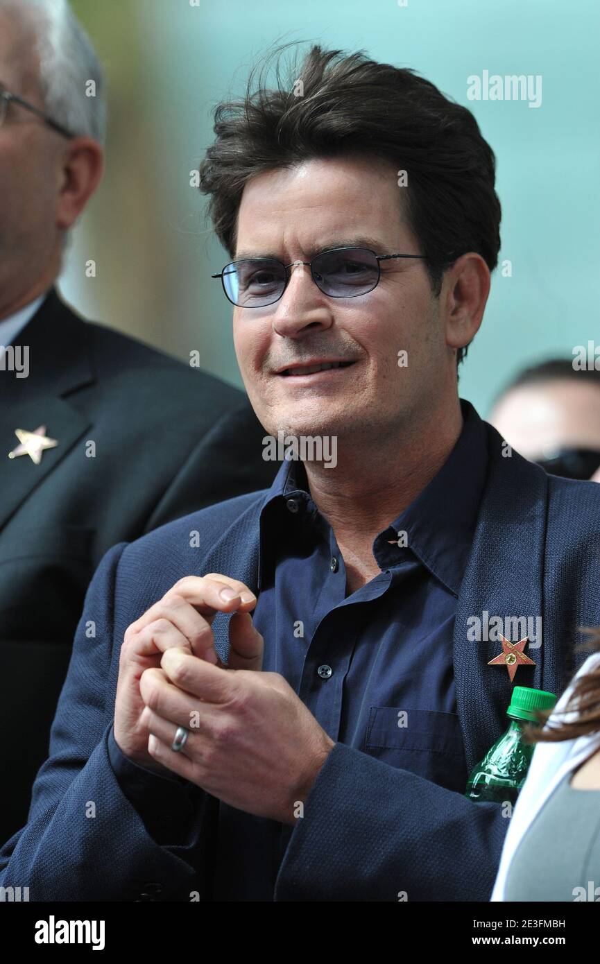 Chuck lorre 2009 hi-res stock photography and images - Alamy