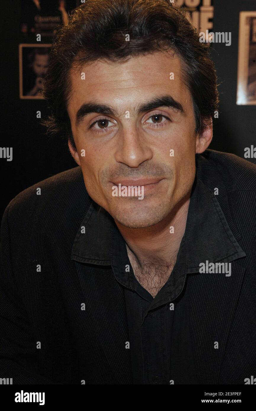 Raphael enthoven hi-res stock photography and images - Alamy