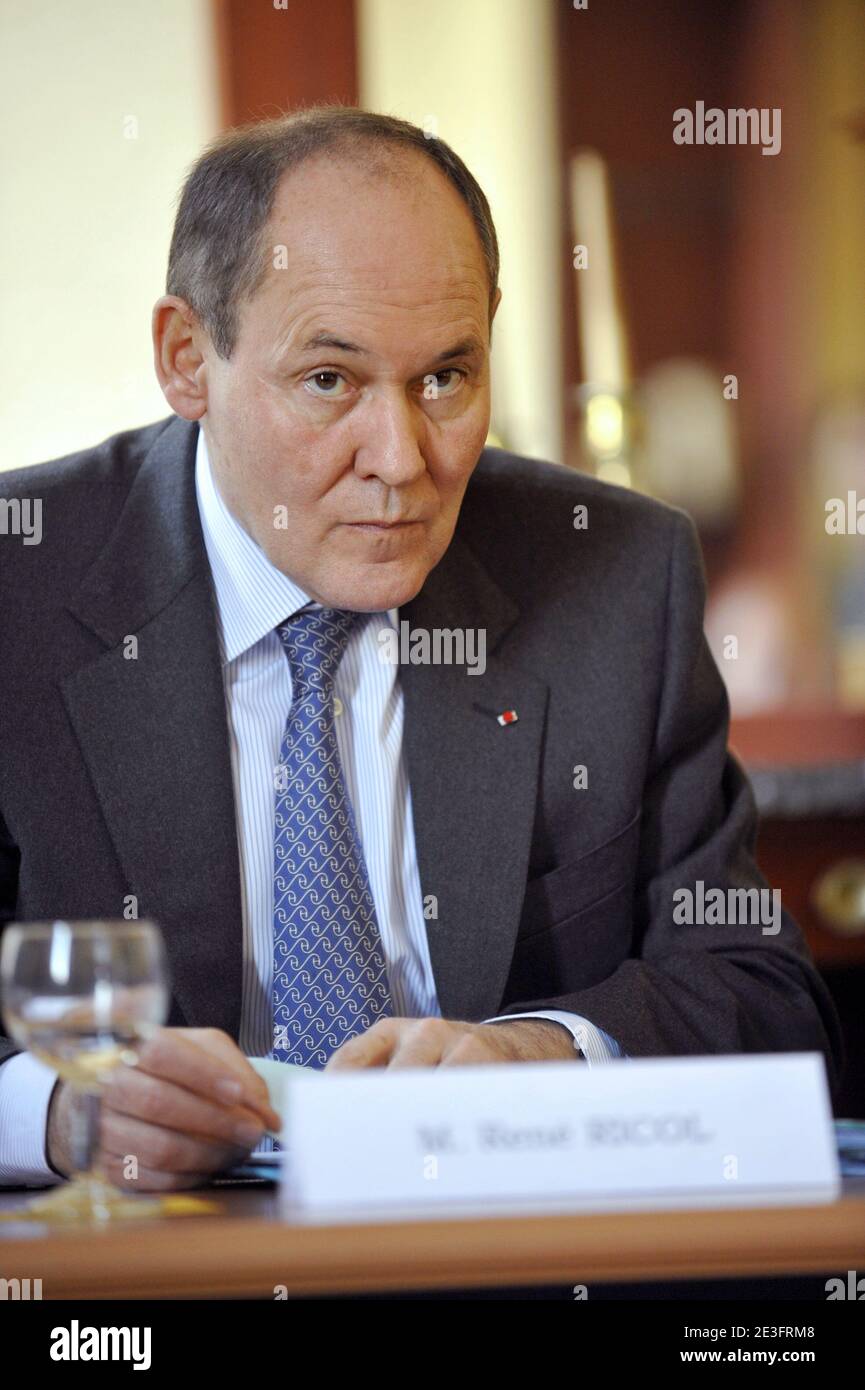 Ricol rene hi-res stock photography and images - Alamy