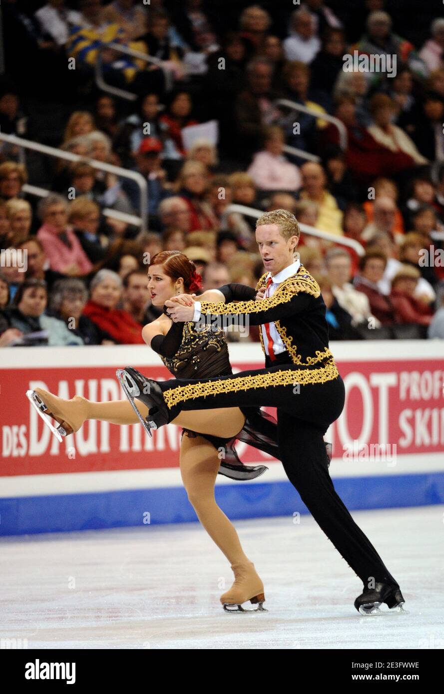 Emily Samuelson and Evan Bates of USA performing the Ice Dance ...