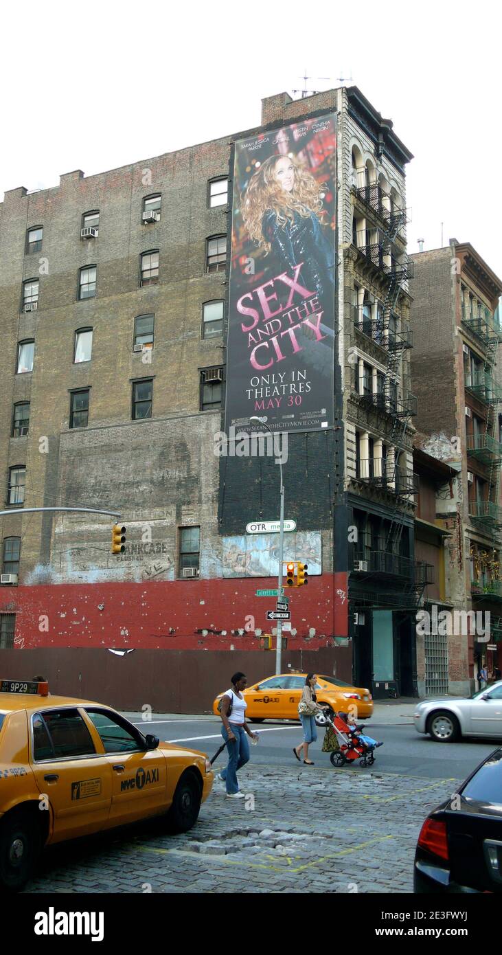 A sample, before/after, of a billboard which is not carrying anyad, due ...