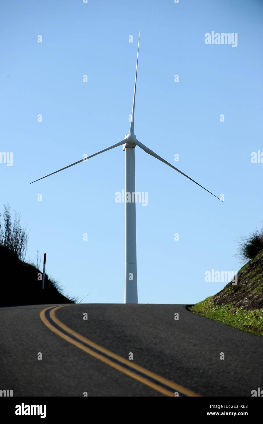 Rio vista wind turbines hi-res stock photography and images - Alamy