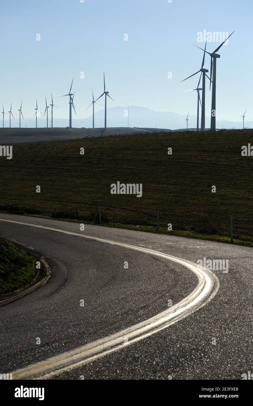 Rio vista wind turbines hi-res stock photography and images - Alamy