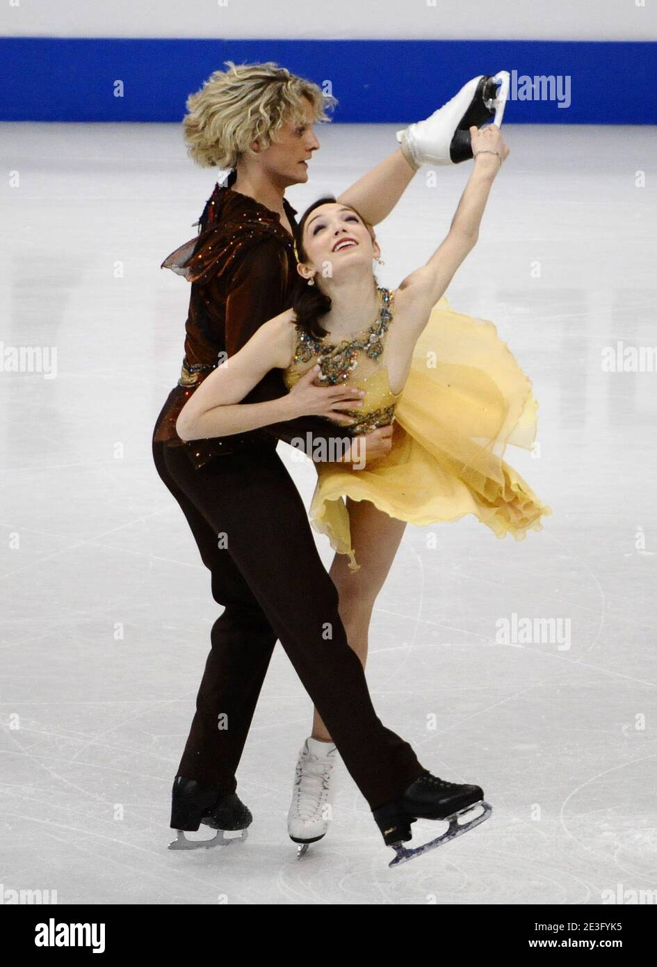 Meryl Davis and Charlie White from USA perform during the Ice Dance ...