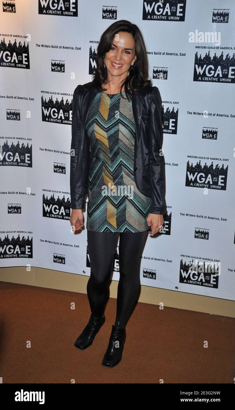 Polly draper hi-res stock photography and images - Alamy