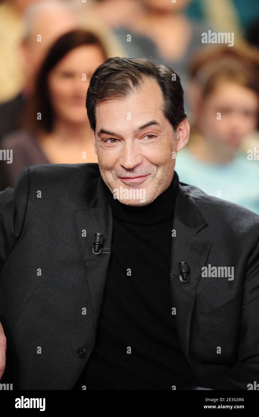 Samuel Labarthe at the taping of Vivement Dimanche on January 21, 2009 ...