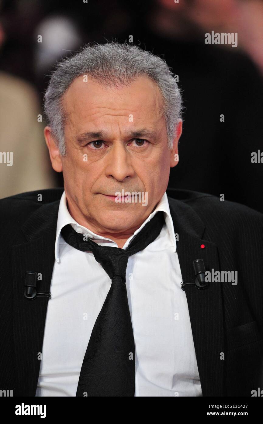 Francis Perrin lors de l'enregistrement de l'emission Vivement Dimanche ...