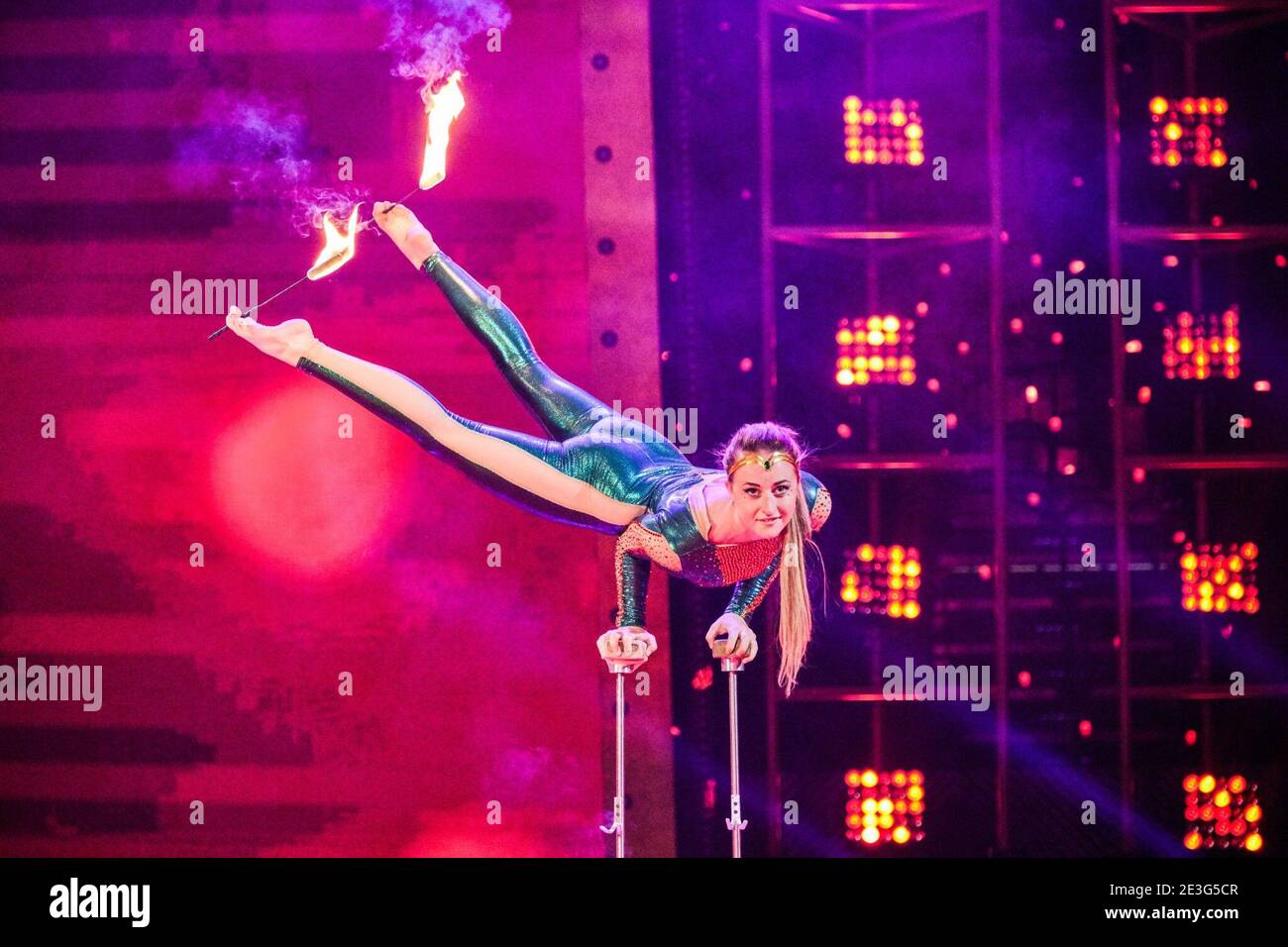 GO-BIG SHOW, (aka GO BIG SHOW), Orissa Kelly, 'Welcome To The Go Big ...