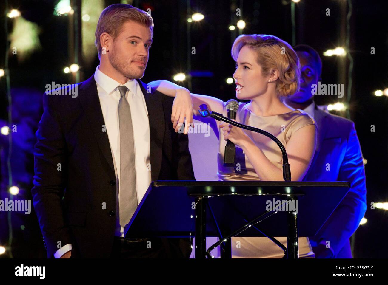 TWO FOR THE WIN, from left: Trevor Donovan, Charlotte Sullivan, (aired ...