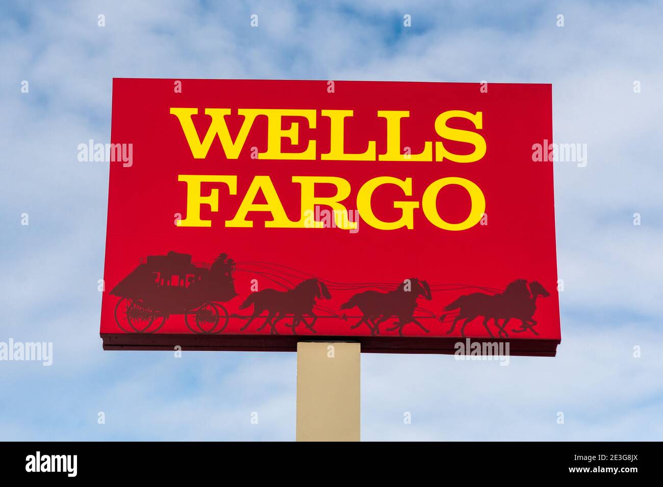 Wells Fargo Bank Exterior Sign and Trademark Logo Stock Photo - Alamy