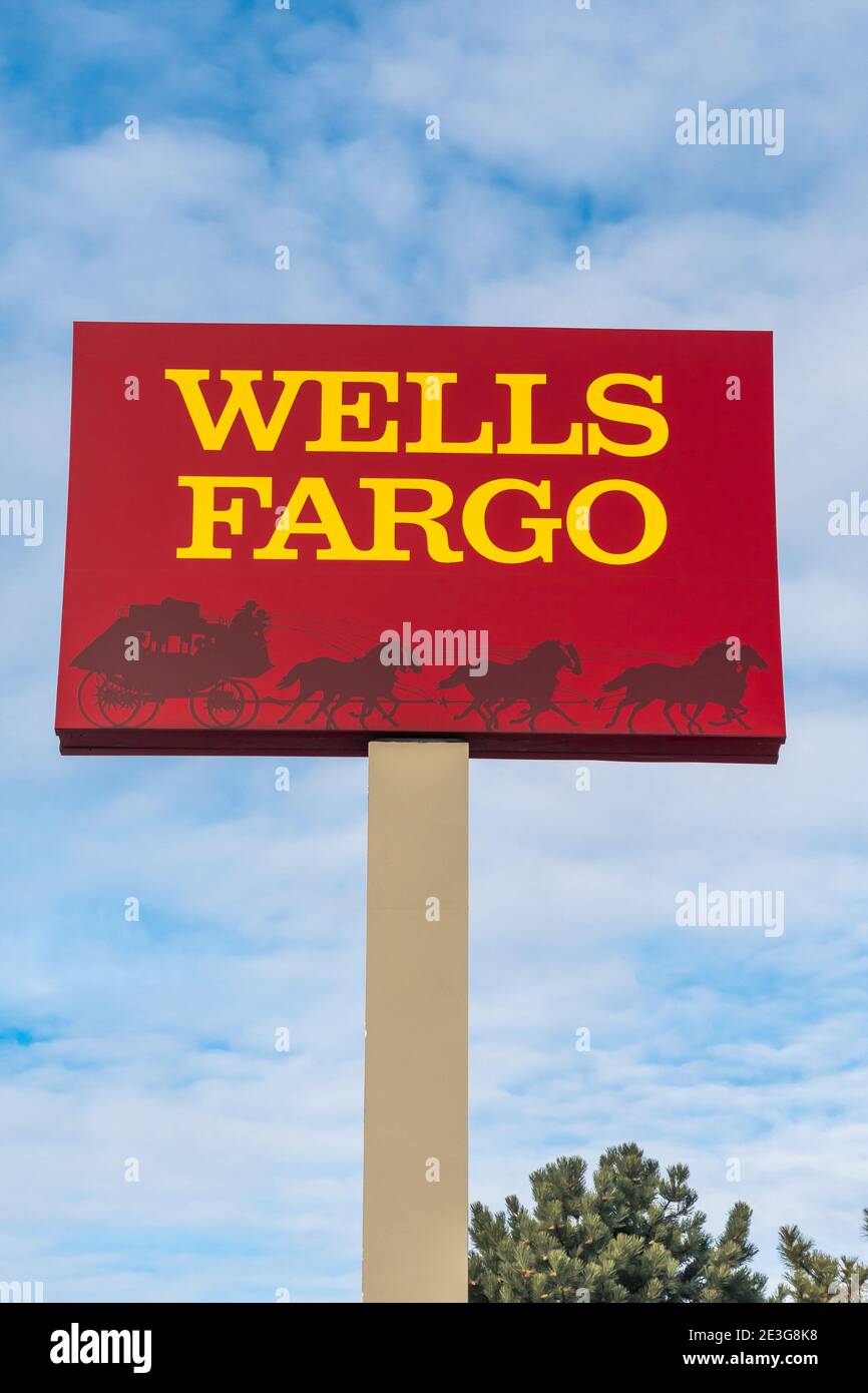 Wells Fargo Bank Exterior Sign and Trademark Logo Stock Photo - Alamy