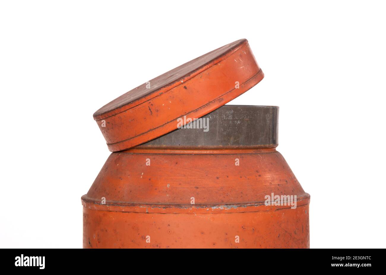 Old nostalgic can isolated on white - Orange can Stock Photo - Alamy