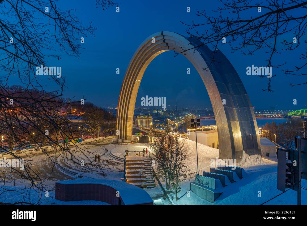 Friendship arch hi-res stock photography and images - Alamy