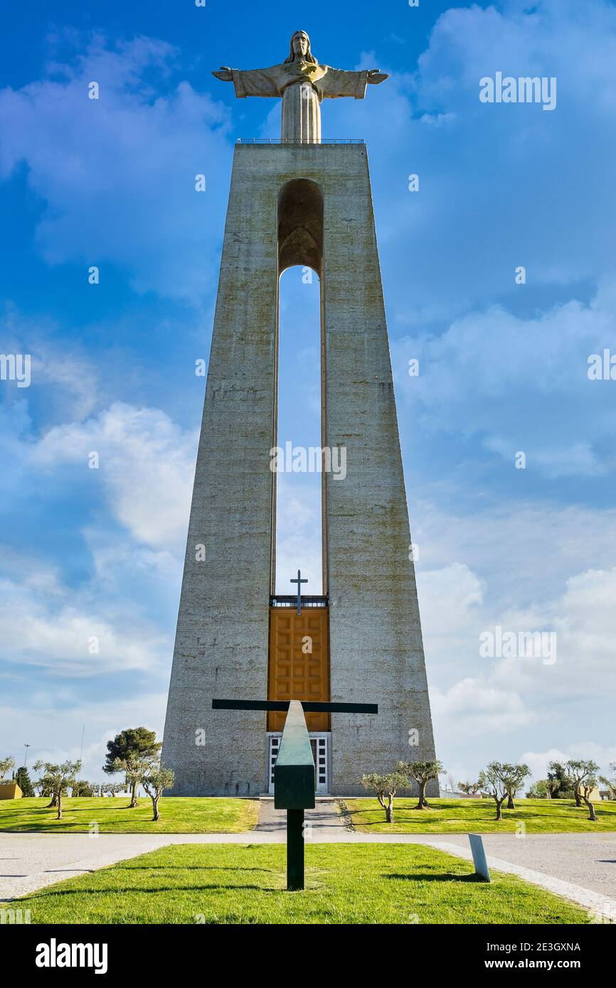 Cristo-Rei statue on the Cristo Rei or King Christ Sanctuary in Almada ...