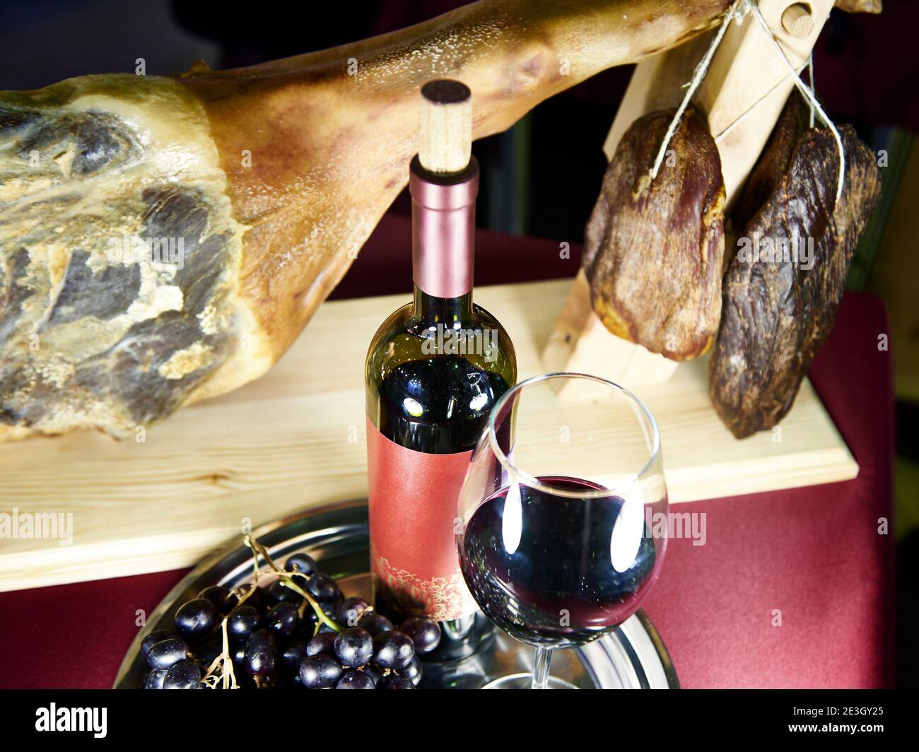 Glass and meat hi-res stock photography and images - Alamy