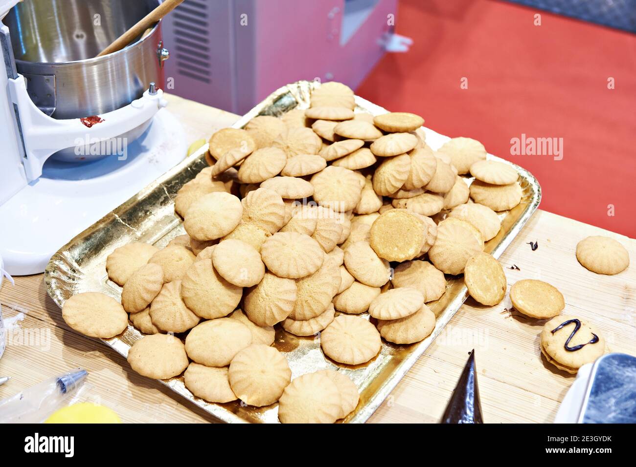 Cooking cookies in the kitchen Stock Photo - Alamy
