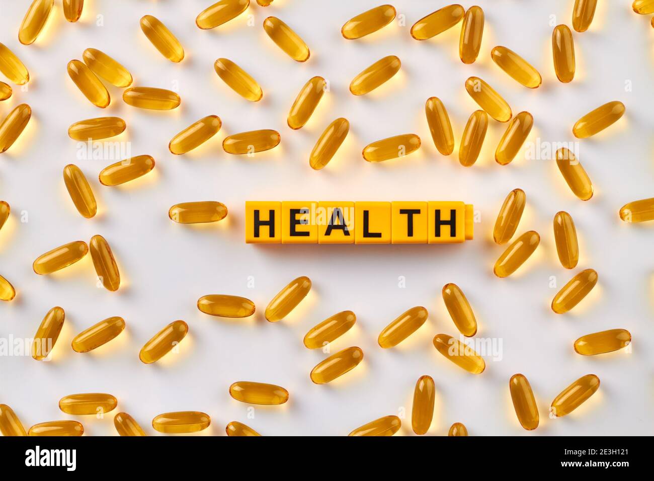 Pills vertical hi-res stock photography and images - Alamy
