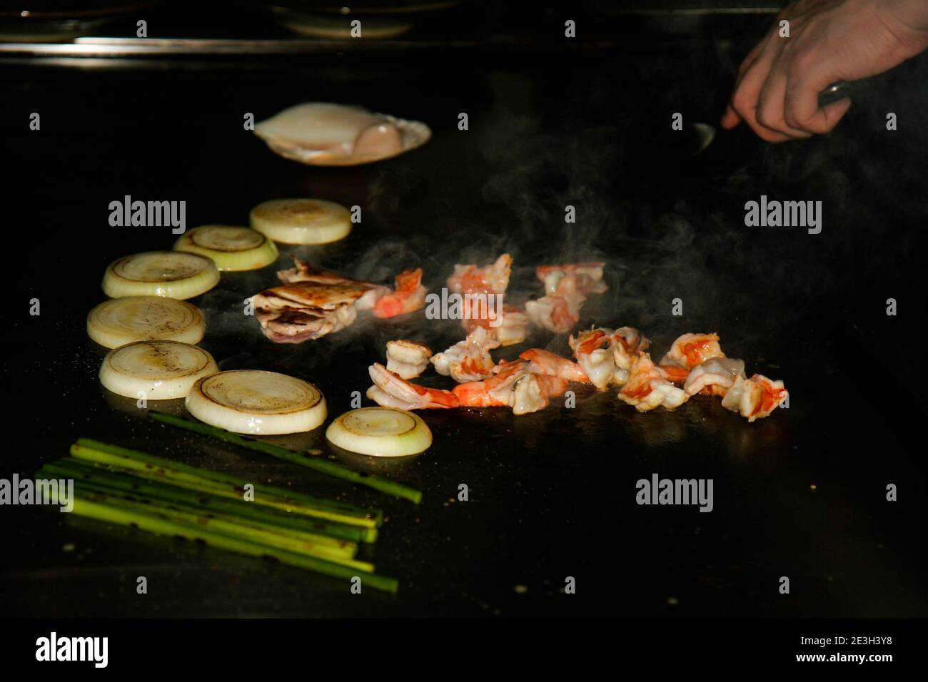 Japan grill restaurant table hi-res stock photography and images - Alamy