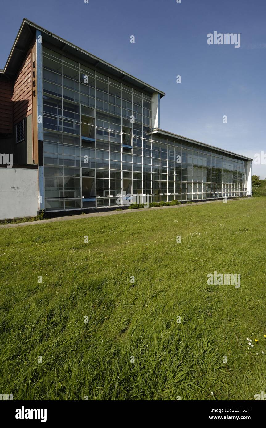St Georges School, Wallasey, the Solar School, Britain’s first passive ...