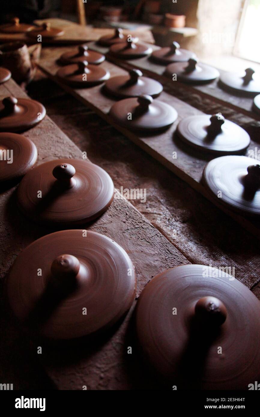 Traditional clay pot making. Handmade items. Pottery workshop Stock ...