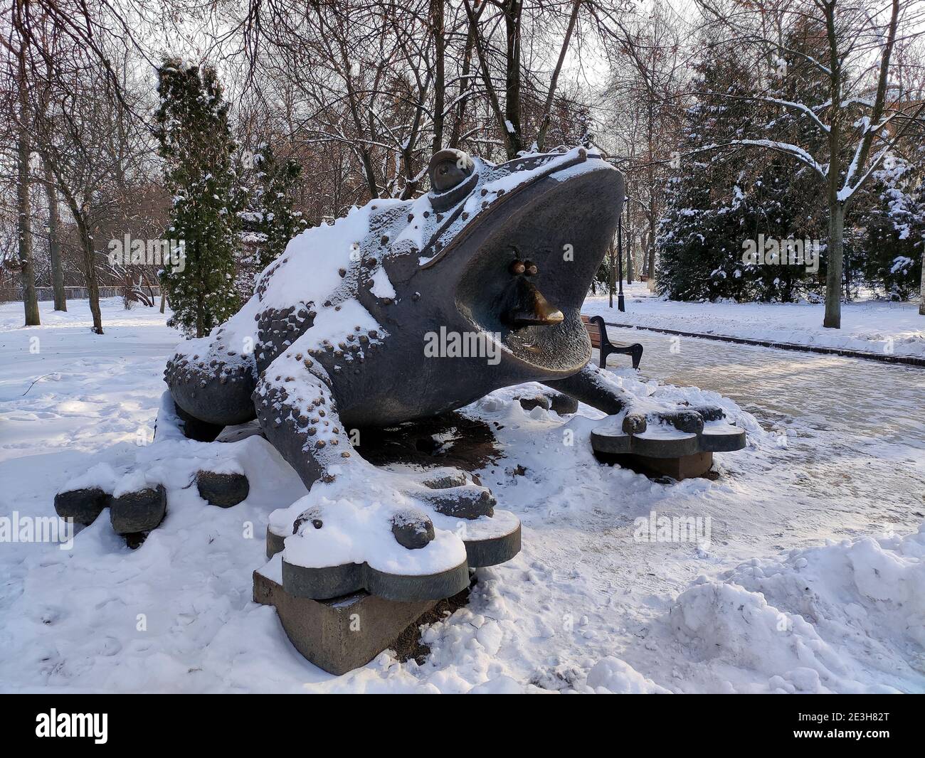 Non Exclusive: KYIV, UKRAINE - JANUARY 18, 2021 - A statue of the frog ...