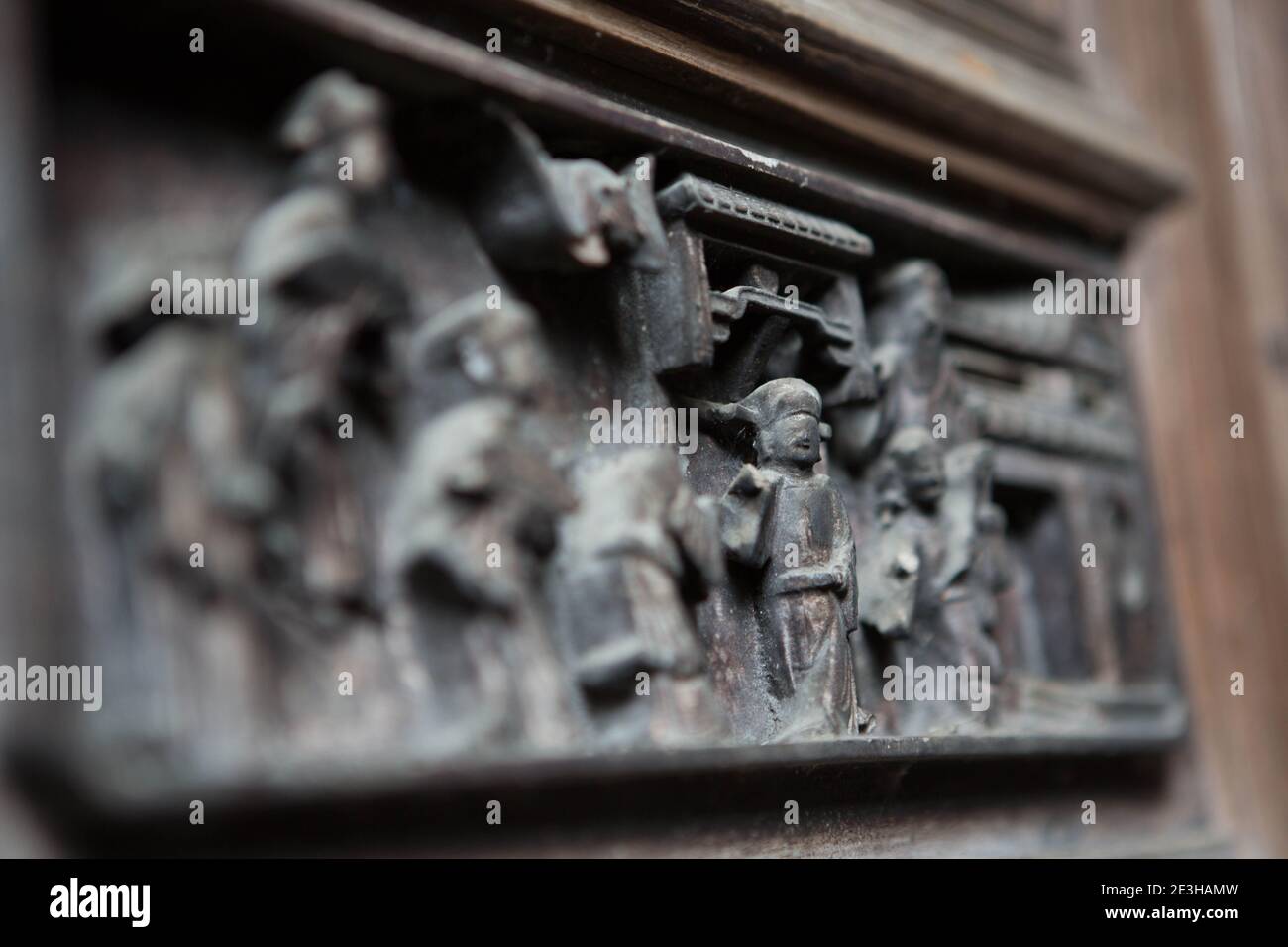 Portrait statue high quality hi-res stock photography and images - Alamy