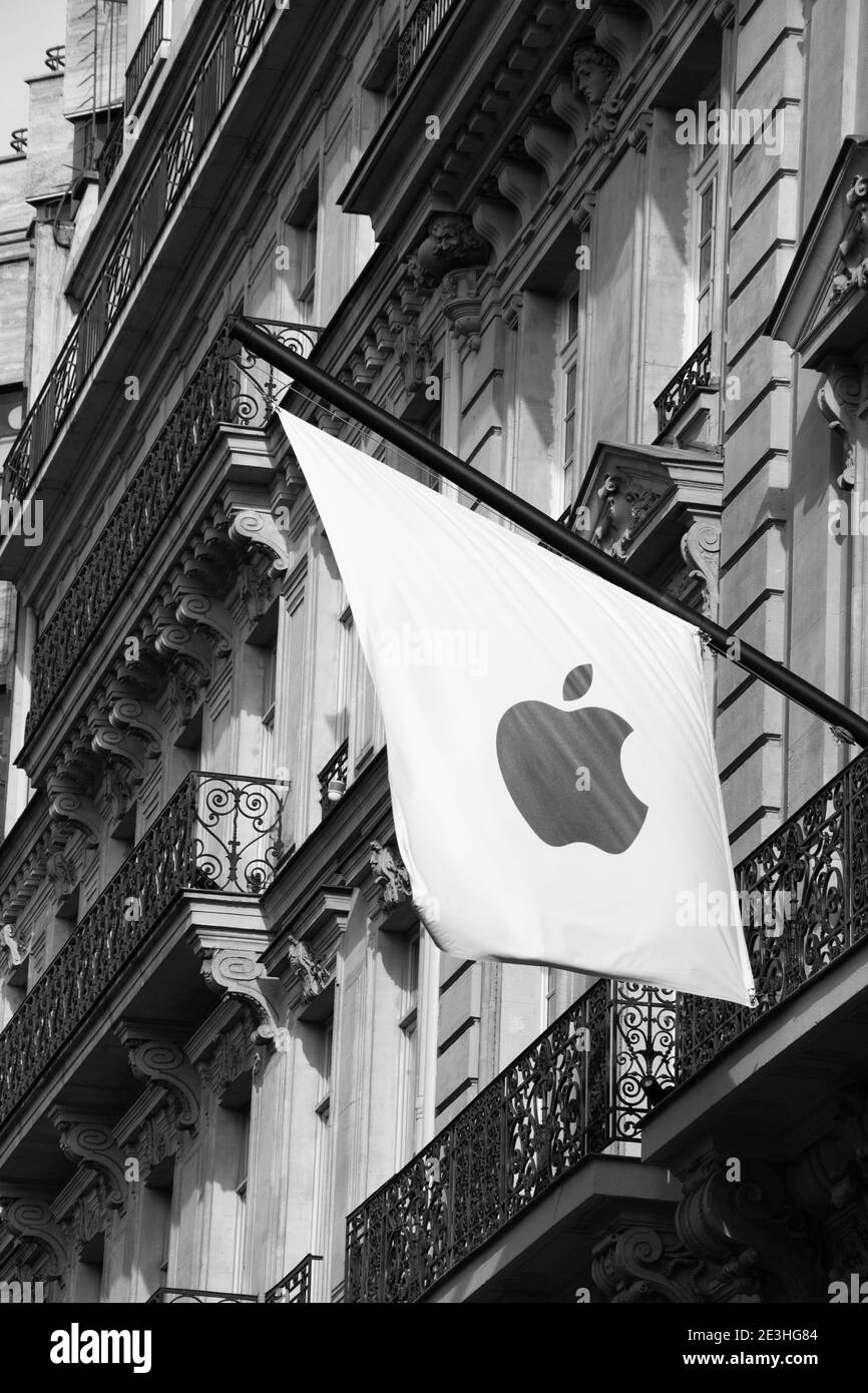 Steve jobs apple logo Black and White Stock Photos & Images - Alamy