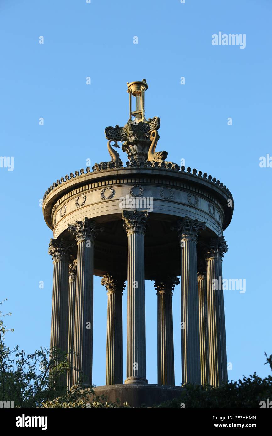 Burns monument memorial gardens hi-res stock photography and images - Alamy