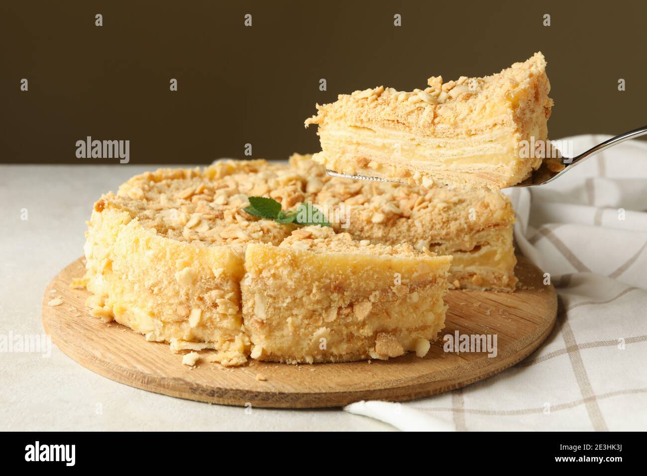 Homemade napoleon puff cake hi-res stock photography and images - Alamy