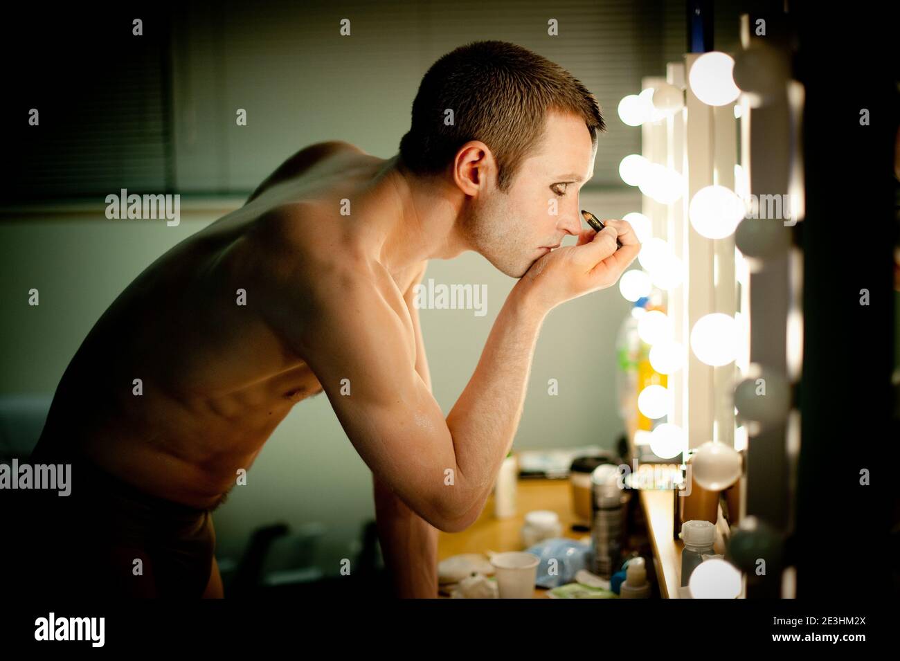 Male ballet dancer hi-res stock photography and images - Alamy