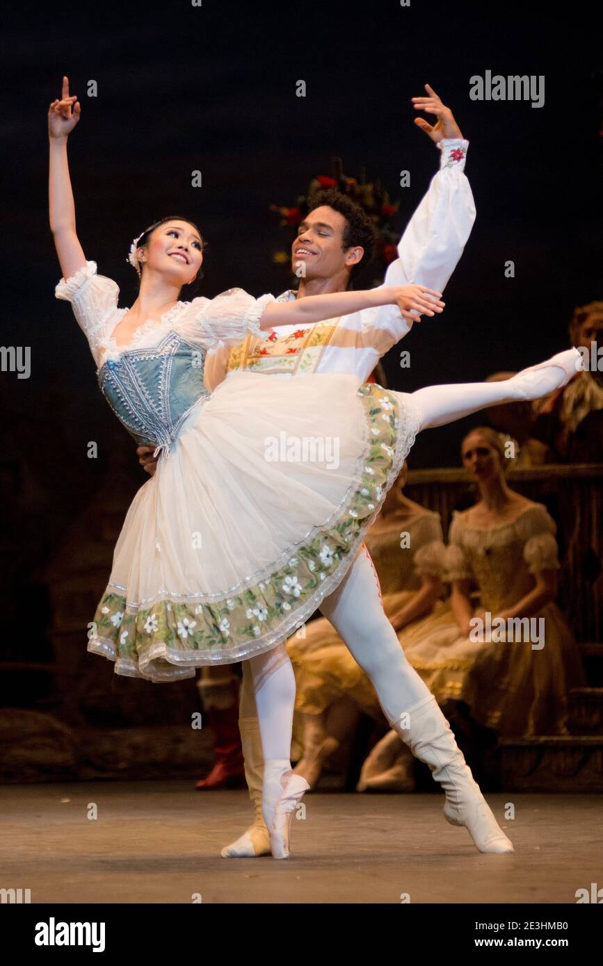 Romantic ballet hi-res stock photography and images - Alamy